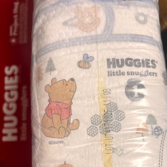 Huggies | Other | Huggies Little Snugglers Diapers Size 1 4 Count ...